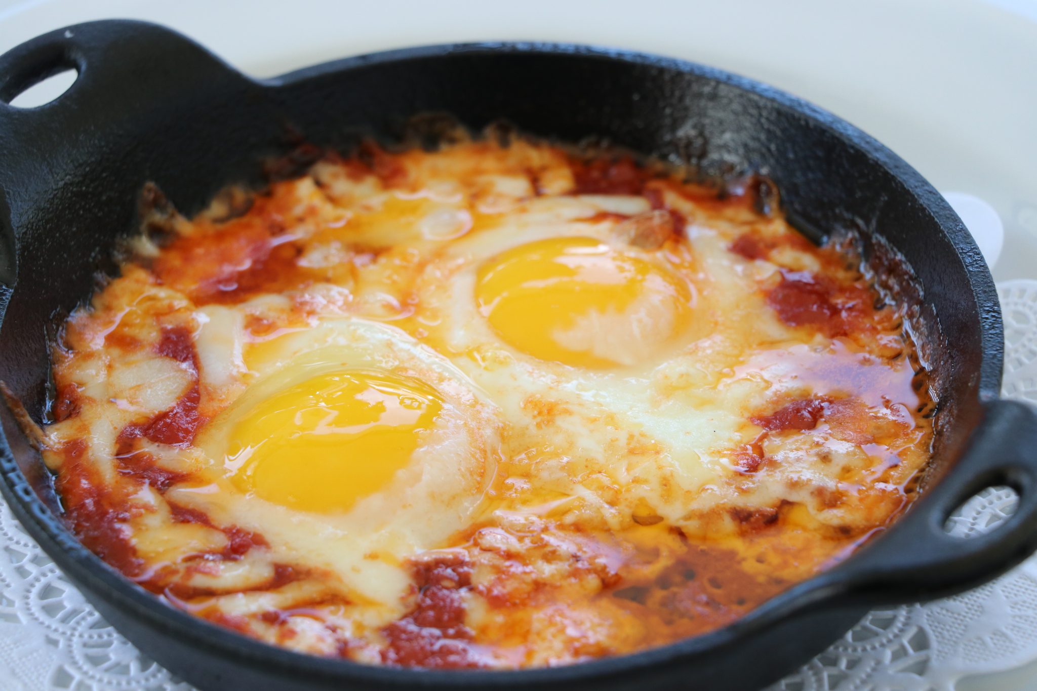 NONNA ROSA "UOVA AL TEGAMINO" WITH TOMATO SAUCE AND MOZZARELLA - ROC ...